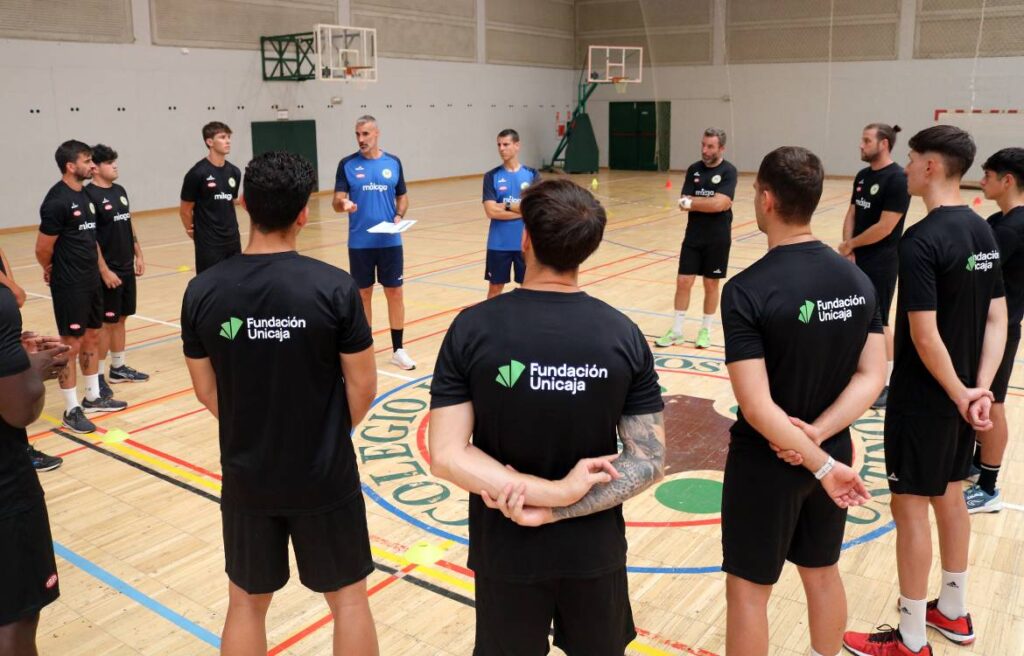 El Trops Málaga arranca la pretemporada con múltiples de caras nuevas y ...