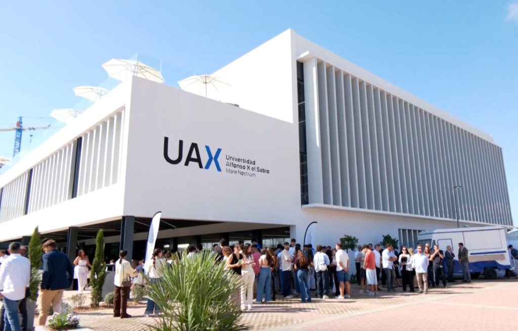 La UAX inaugura su nueva universidad privada en Málaga: 17 titulaciones ...