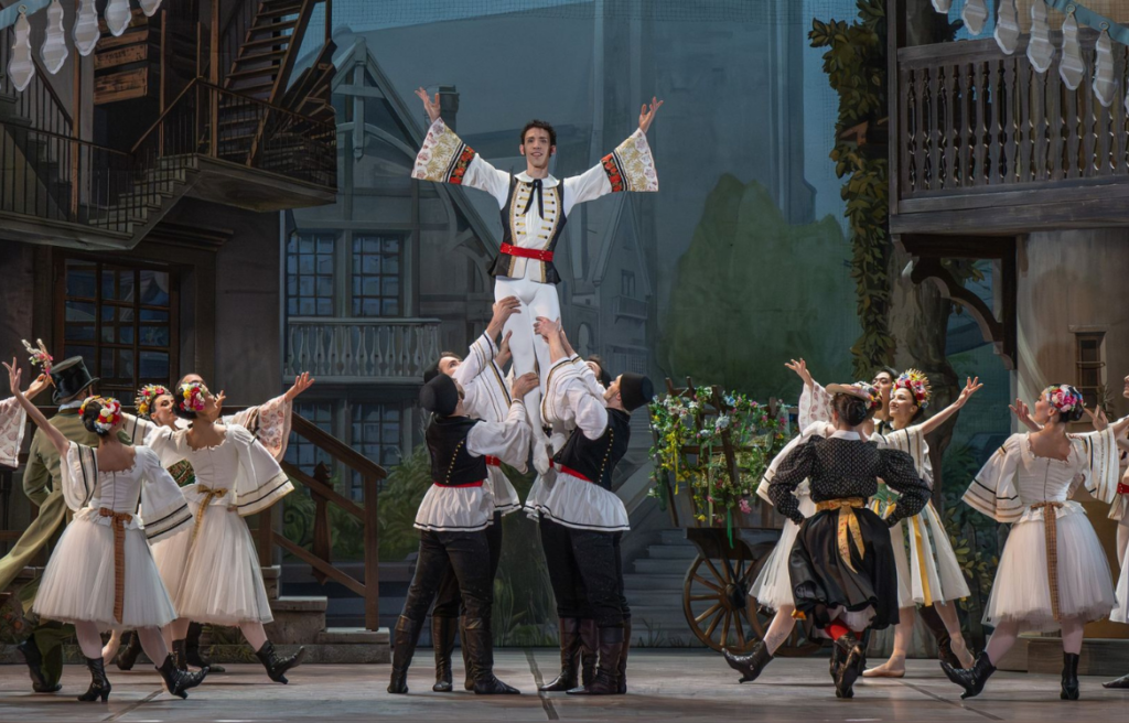 Sevilla recibe al Ballet de l'Opéra National du Capitole de Toulouse ...