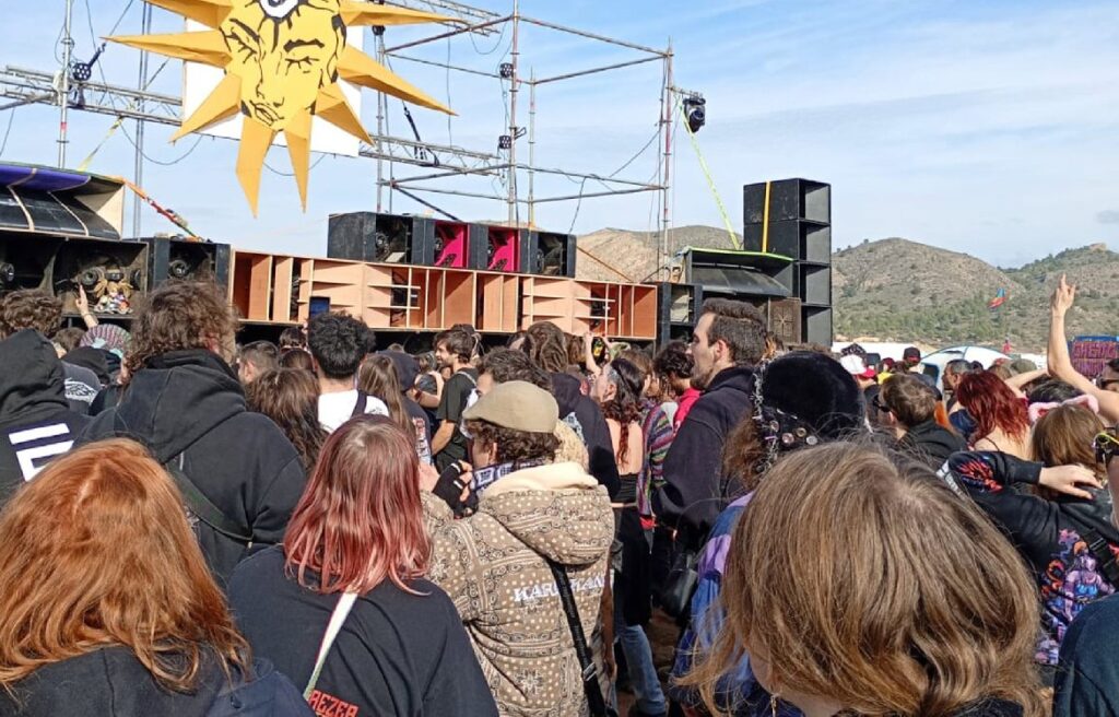 Casi una semana de fiesta en la rave Albacete: los últimos se resisten ...