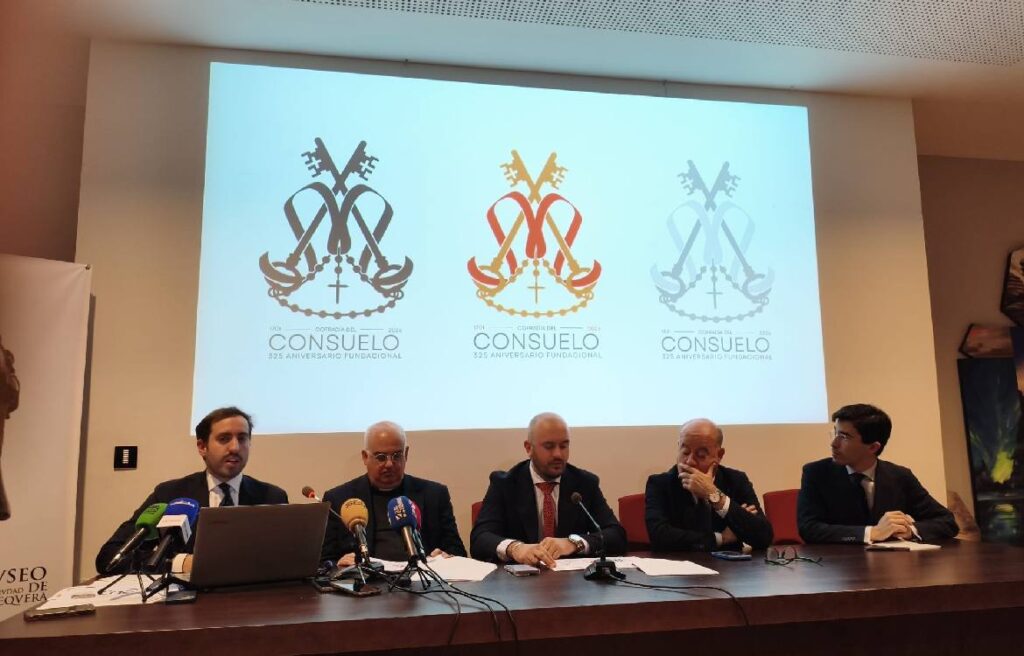 La cofradía del Consuelo de Antequera presenta logotipo y actos por su ...
