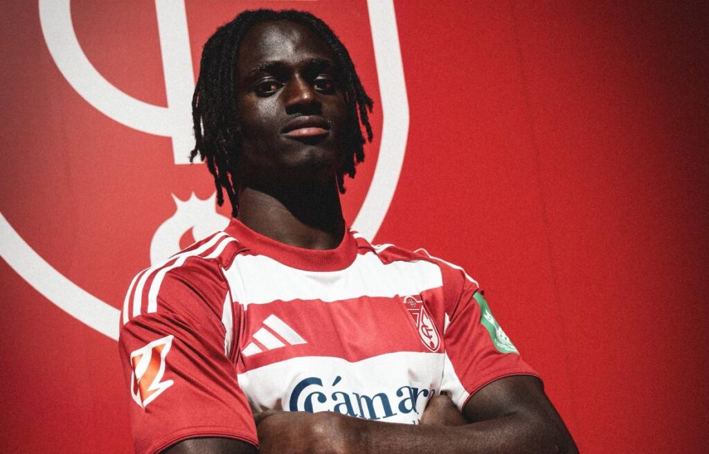 Baba Diocou firma con el Granada CF y viaja a Cádiz